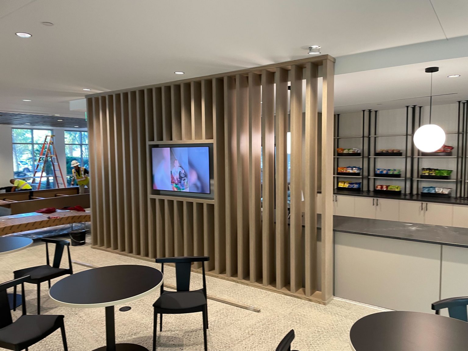 Link & Lock™ | Screens & Partitions