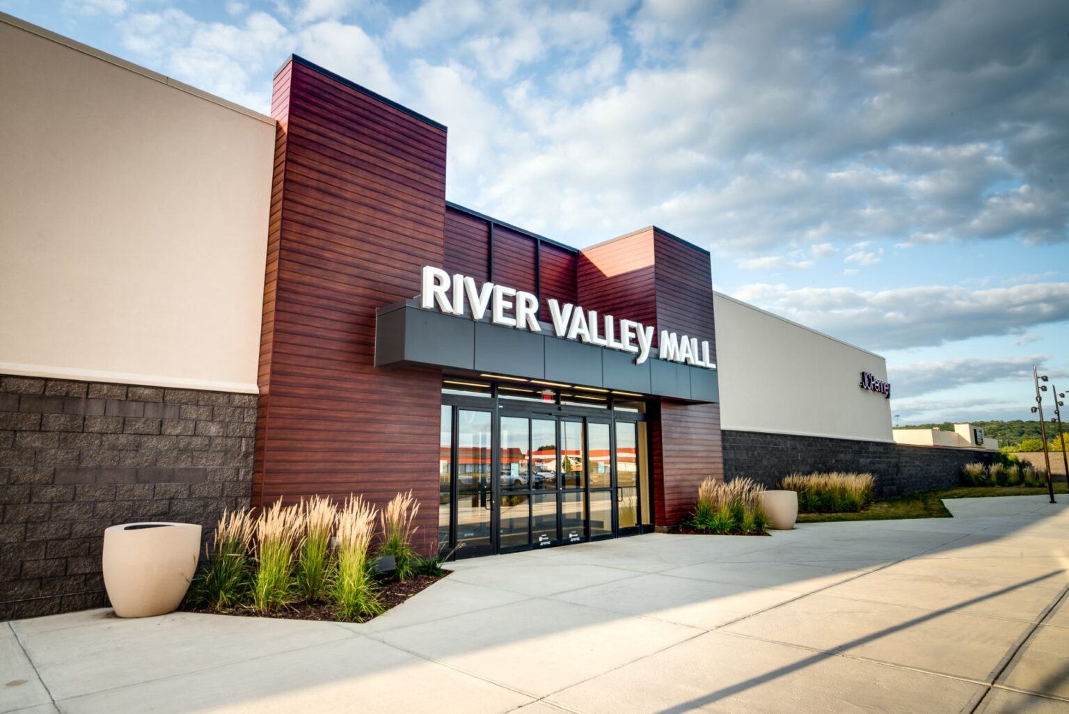 River Valley Mall - Longboard Architectural Products