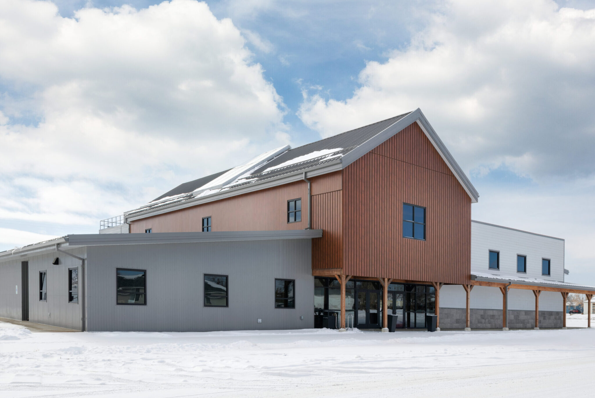 Petroleum County Community Centre - Longboard Architectural Products